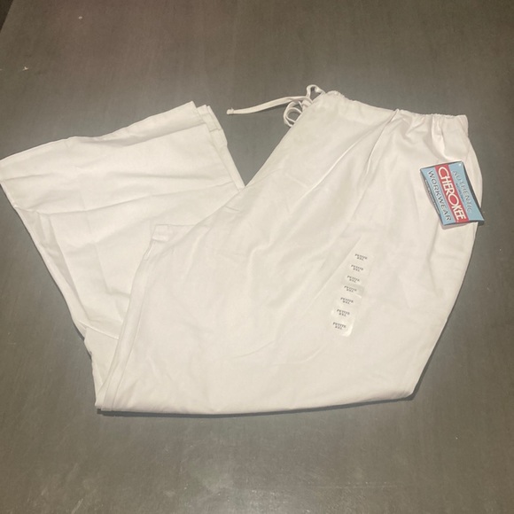 Cherokee | Pants & Jumpsuits | Nwt Cherokee Workwear White Flare Scrub ...